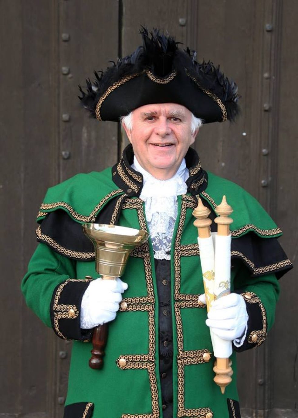 Introducing David Greenaway – Town Crier of Glastonbury | Sue Vincent's ...